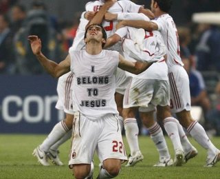 Kaká distribui DVD cristão para um milhão de pessoas – Blog Desafiando ...